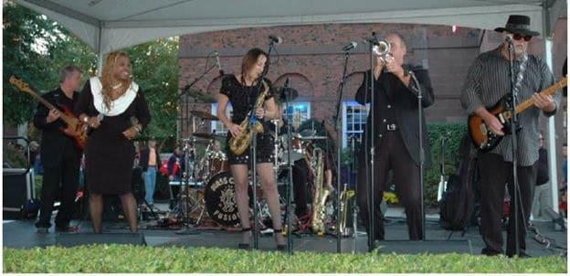 Concerts/Movies/Performances | Elizabeth Park Conservancy